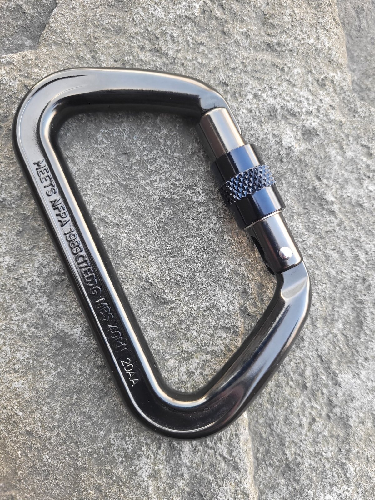 ISC Wizard Karabiner - Lowest prices & free shipping | Maple Leaf Ropes