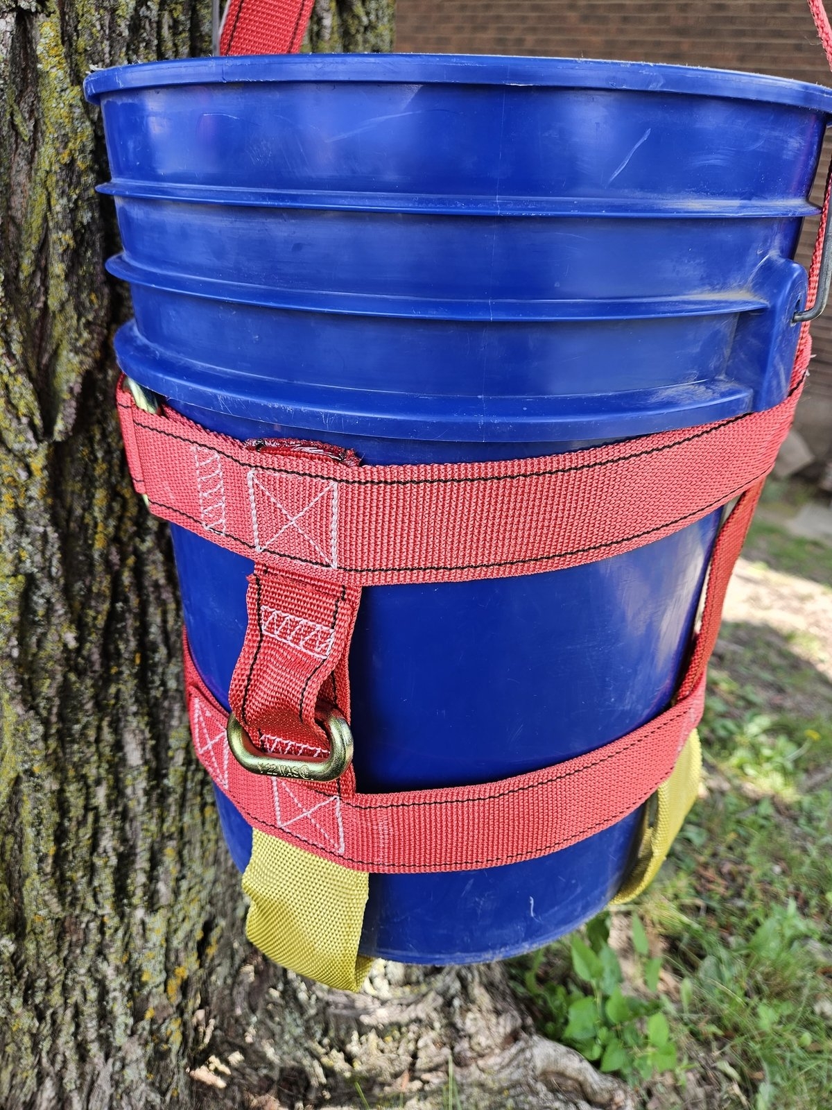 MLR 5 Gallon Pail Lifting Cradle - Lowest prices & free shipping ...