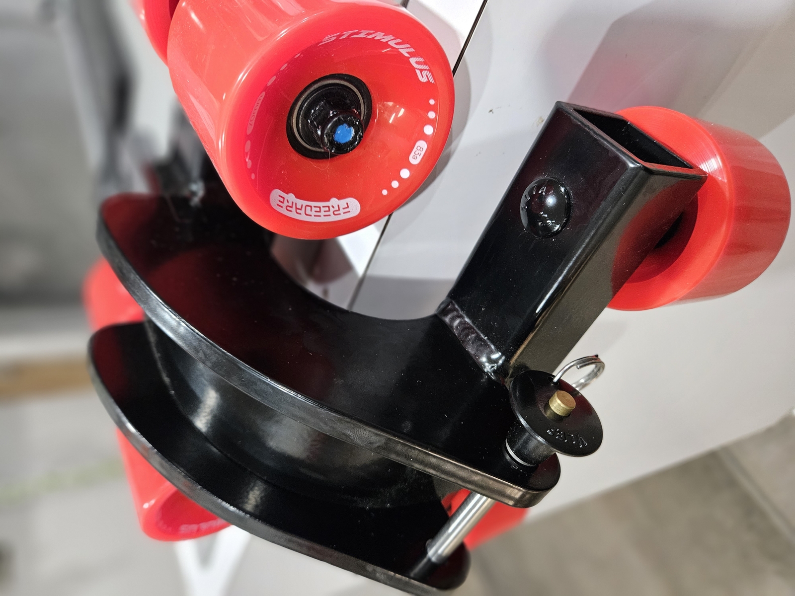 X Roller - Edge Roller - Lowest prices & free shipping | Maple Leaf Ropes